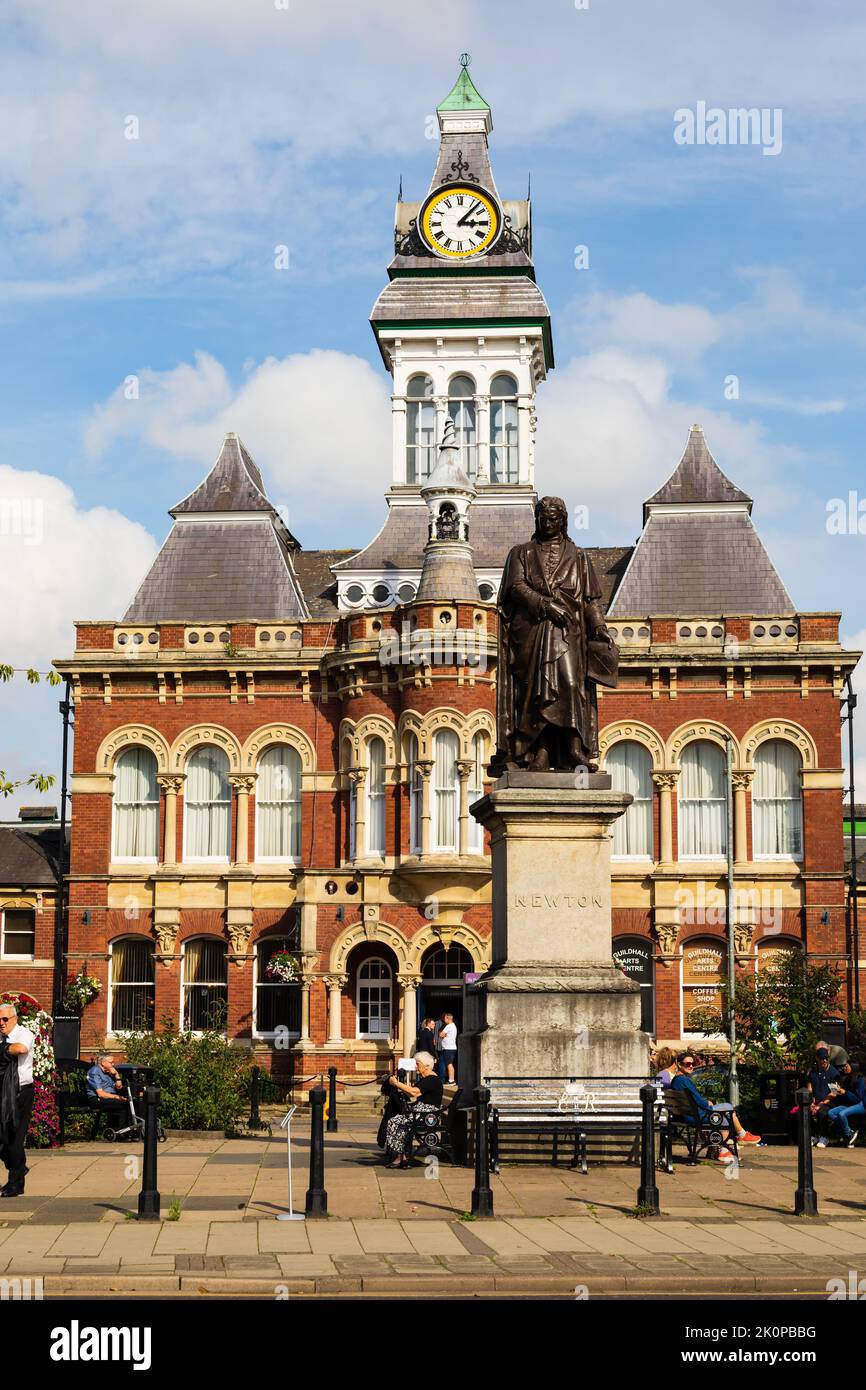 Grantham isaac newton statue hi-res stock photography and images - Alamy