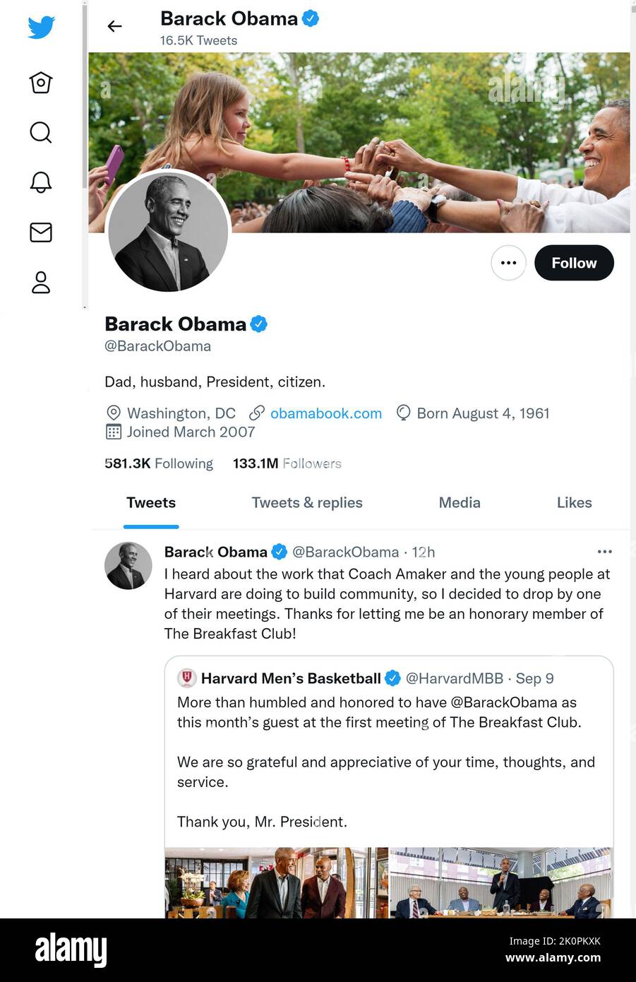 Twitter page (Sept 2022) of Barack Obama, former US president Stock ...