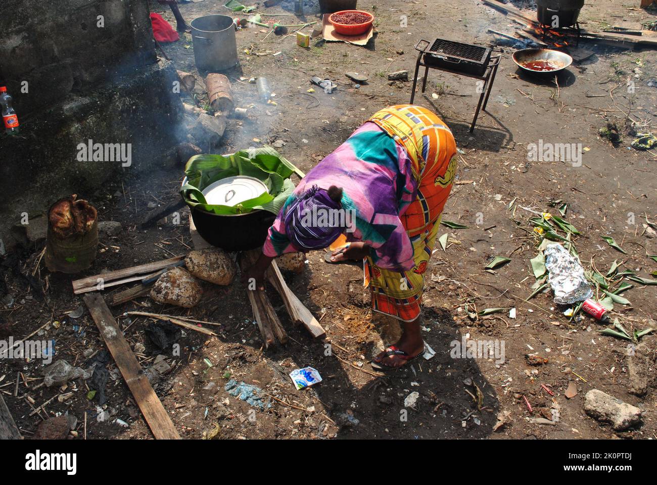 Gabonese traditional wedding,cooking, decoration and traditional ...
