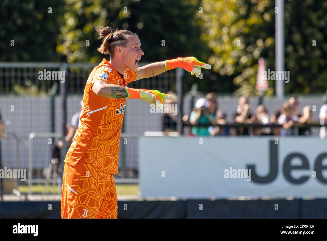Women goalkeeper hi-res stock photography and images - Alamy