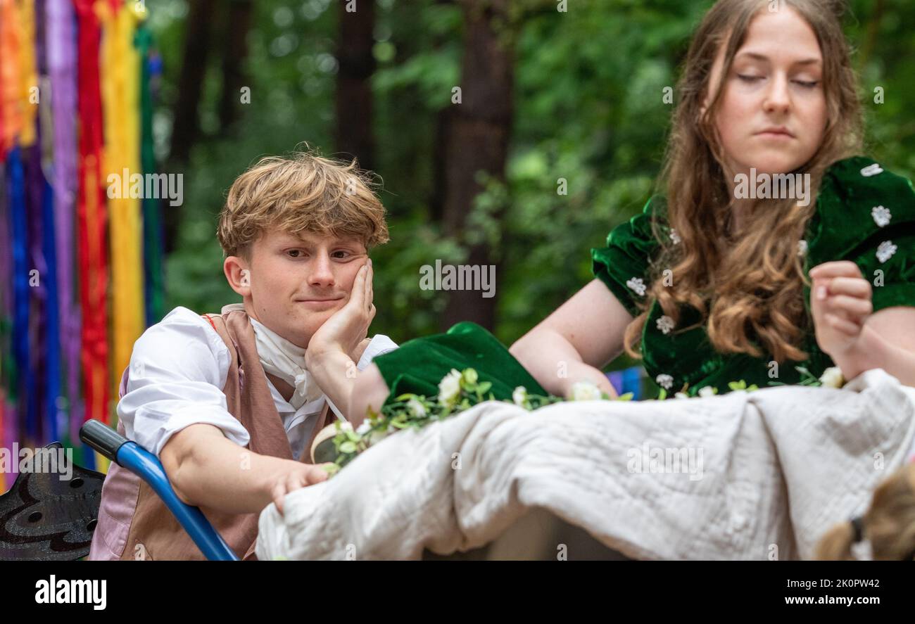 Midsummer night's dream helena hi-res stock photography and images - Alamy