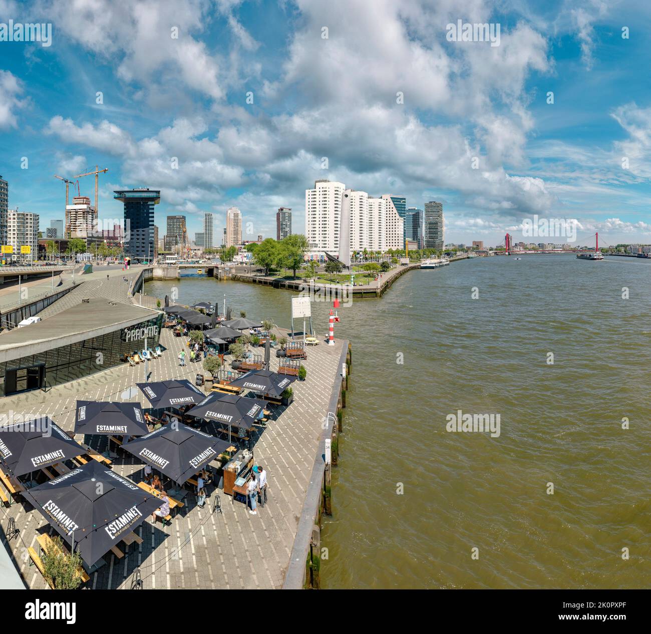 Rotterdam water square hi-res stock photography and images - Alamy