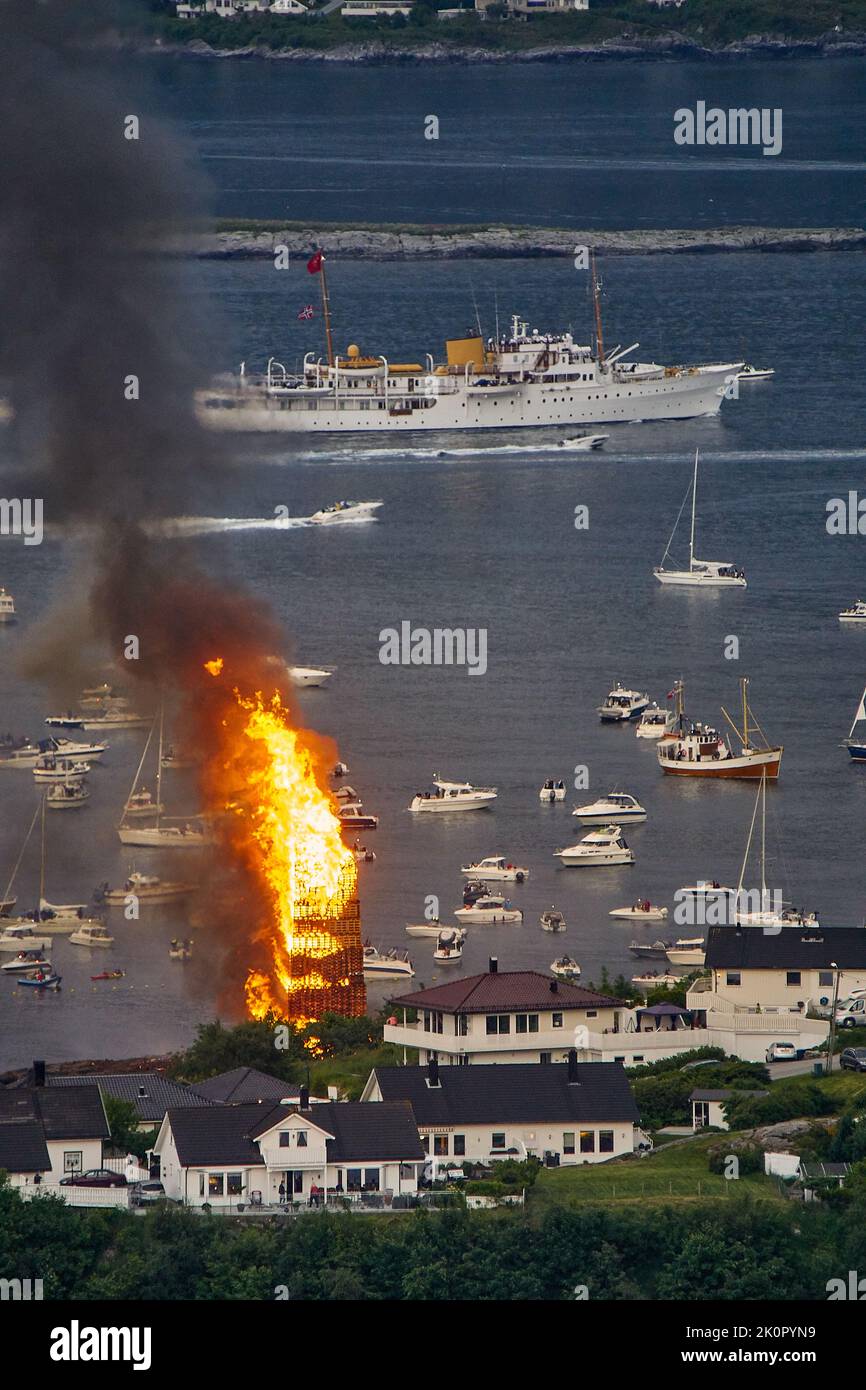 Time lapse aerial night view hi-res stock photography and images - Alamy