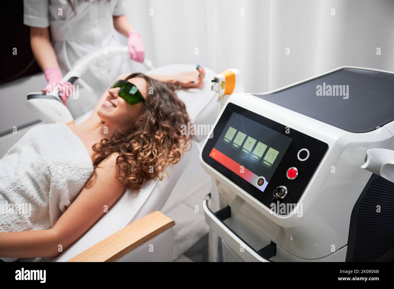 Armpit laser session hi-res stock photography and images - Alamy