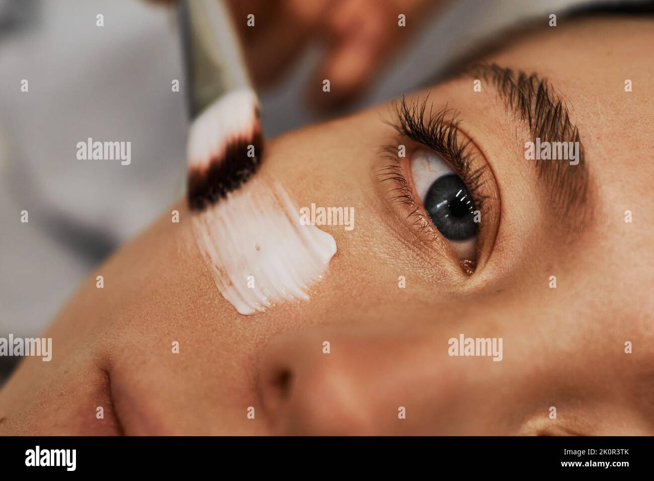 Smear salon hi-res stock photography and images - Alamy