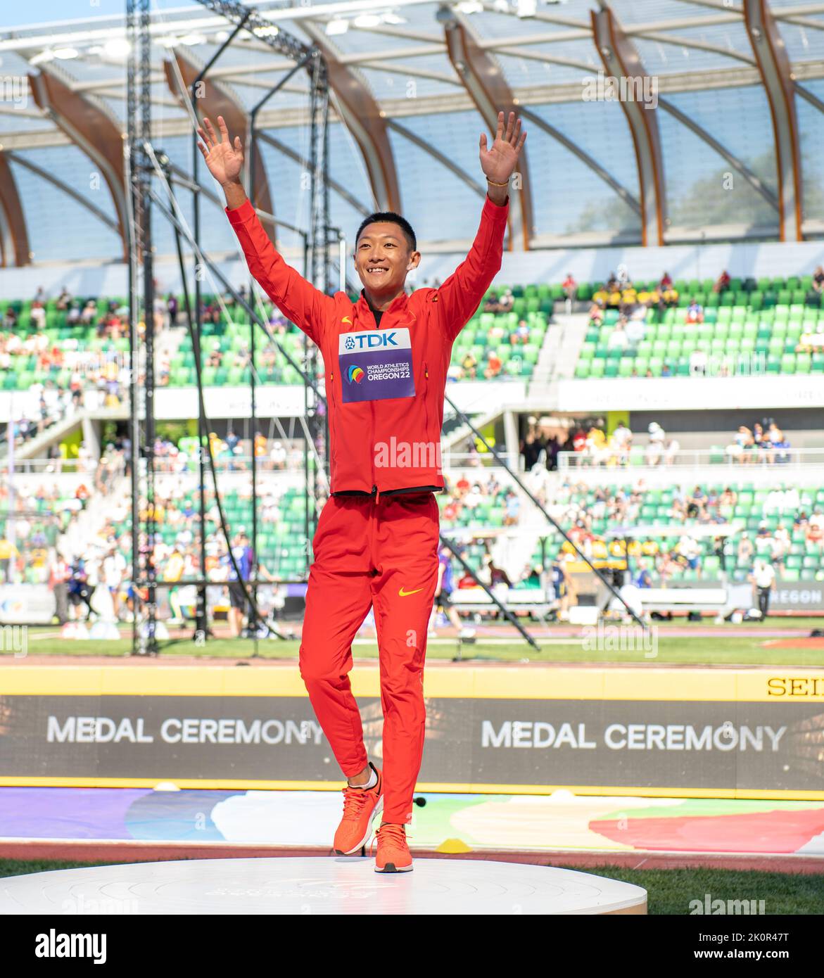 Jianan Wang of China receives the gold medal for competing in the men’s ...