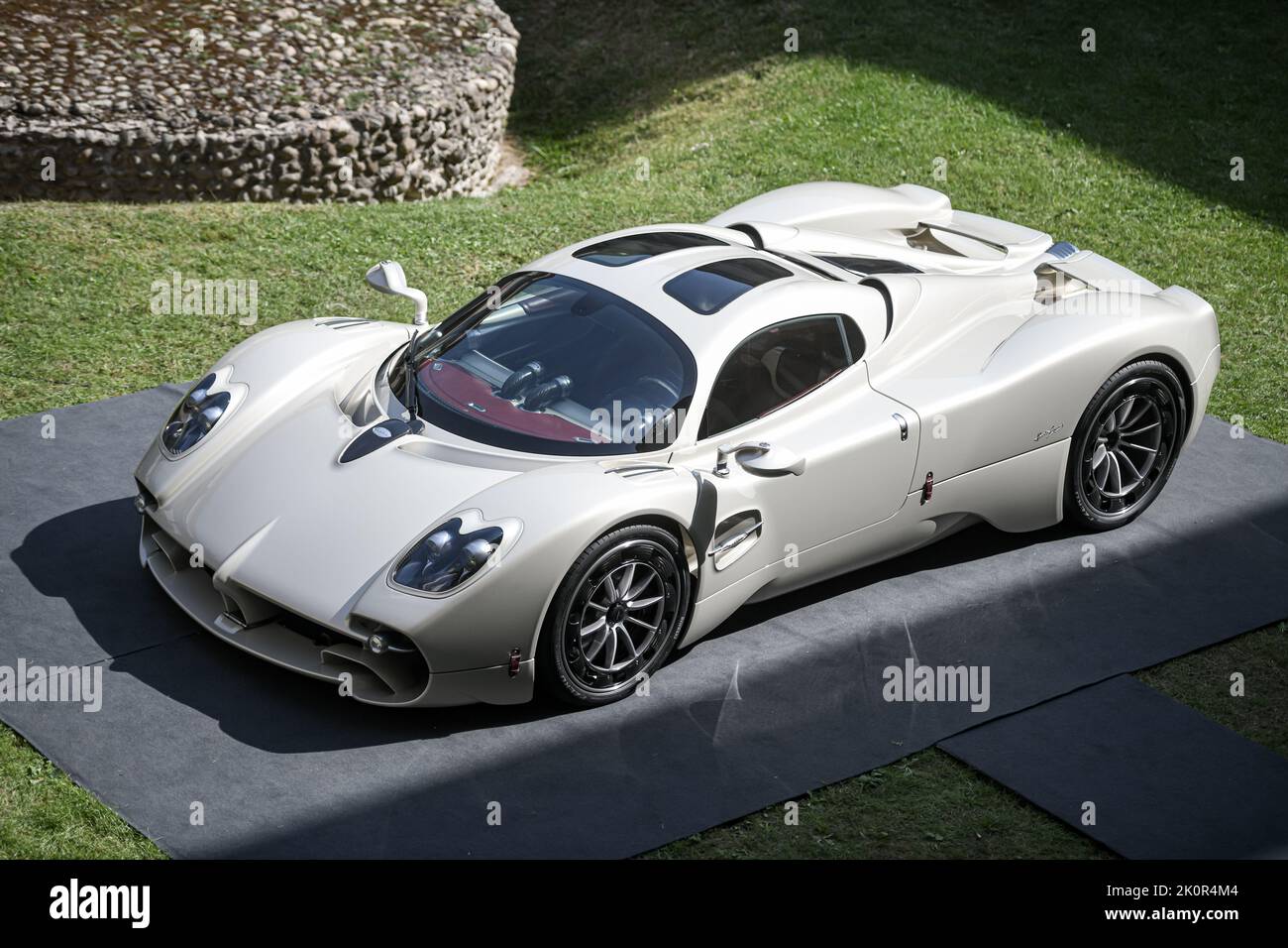 World premiere of the brand new Pagani Utopia Hypercar at Museo della ...