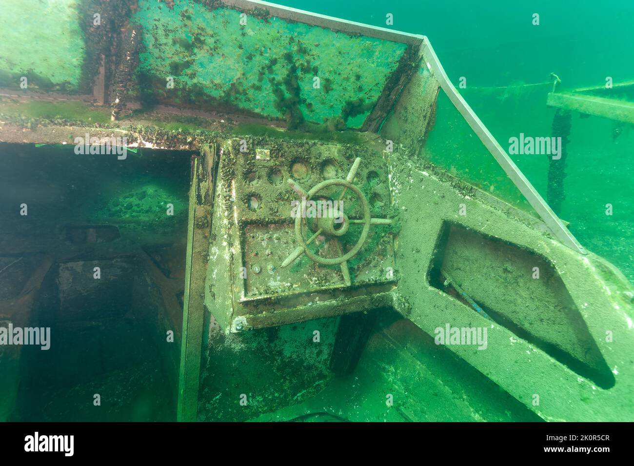Ottawa OH - August 3rd 2022: Underwater wreck of a recreational speed ...