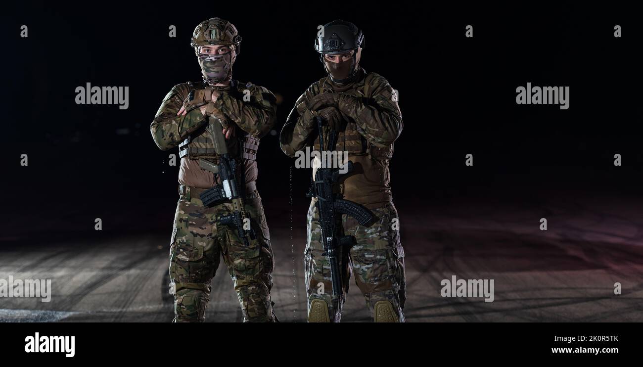 soldiers squad in night mission Stock Photo - Alamy