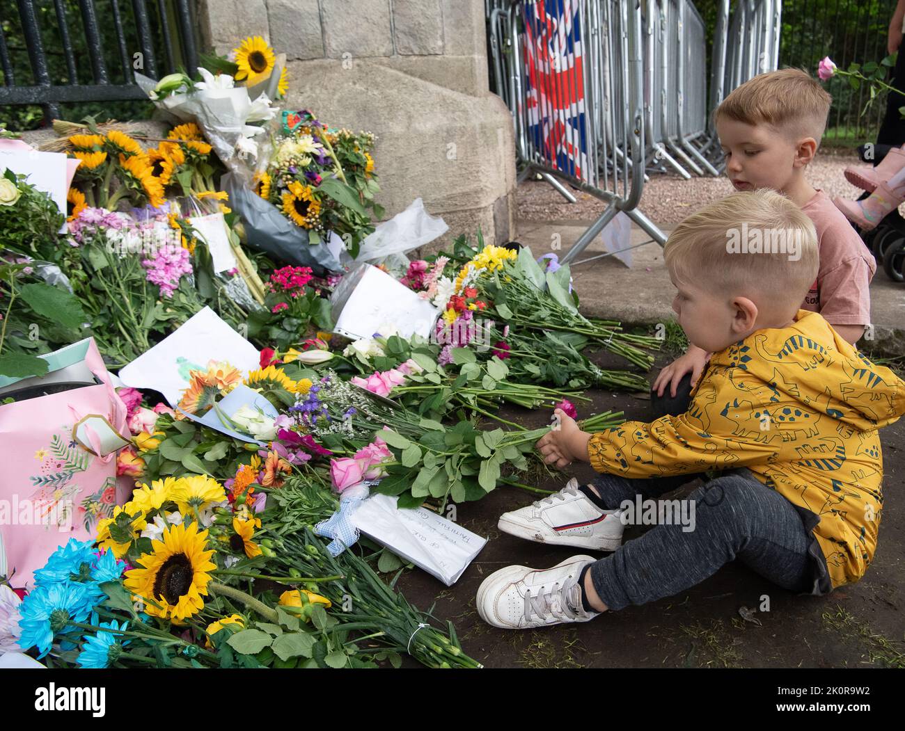 Windsor, Berkshire, UK. 13th September, 2022. Little Billy and Harley ...