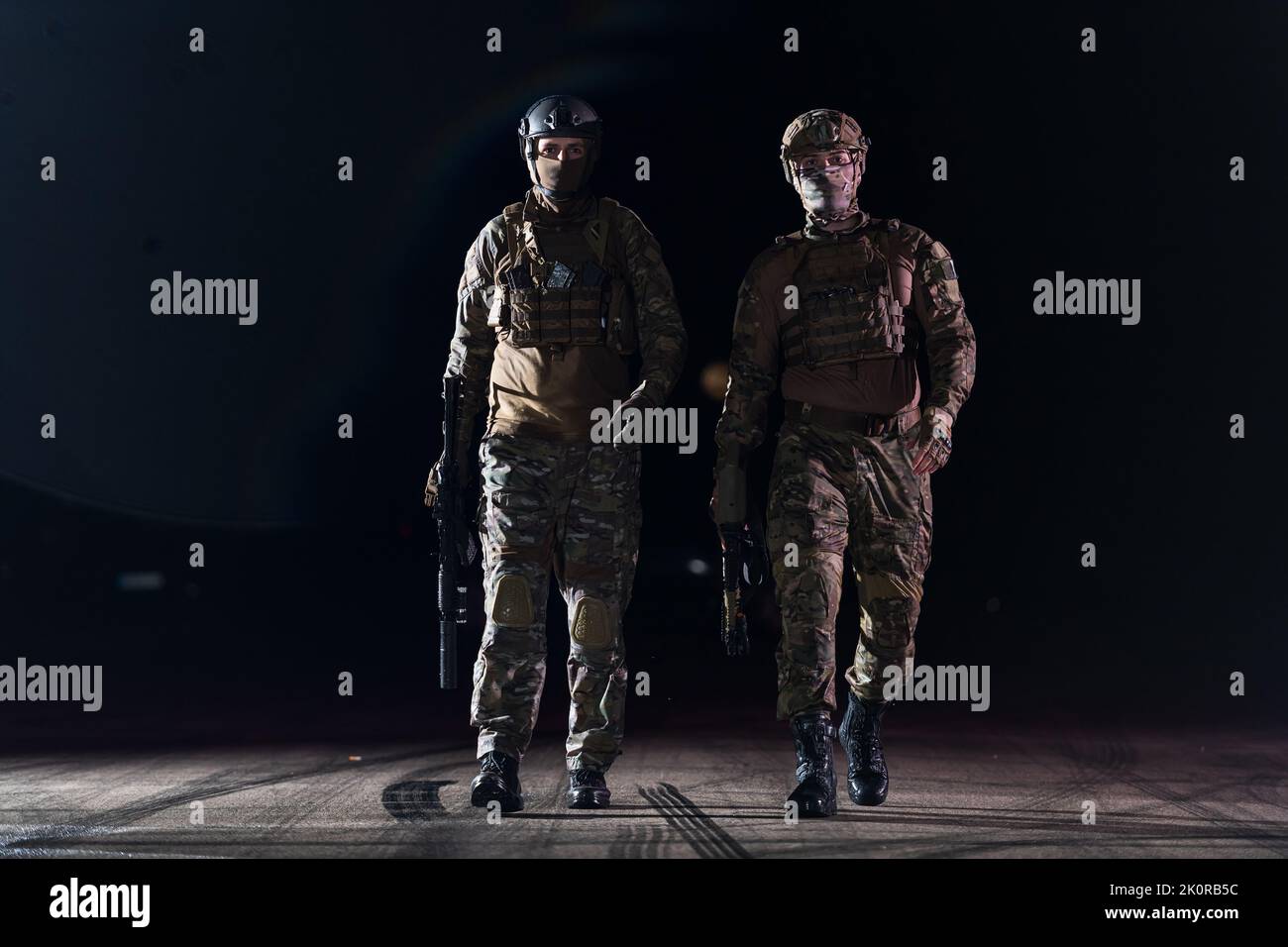 soldiers squad in night mission Stock Photo - Alamy
