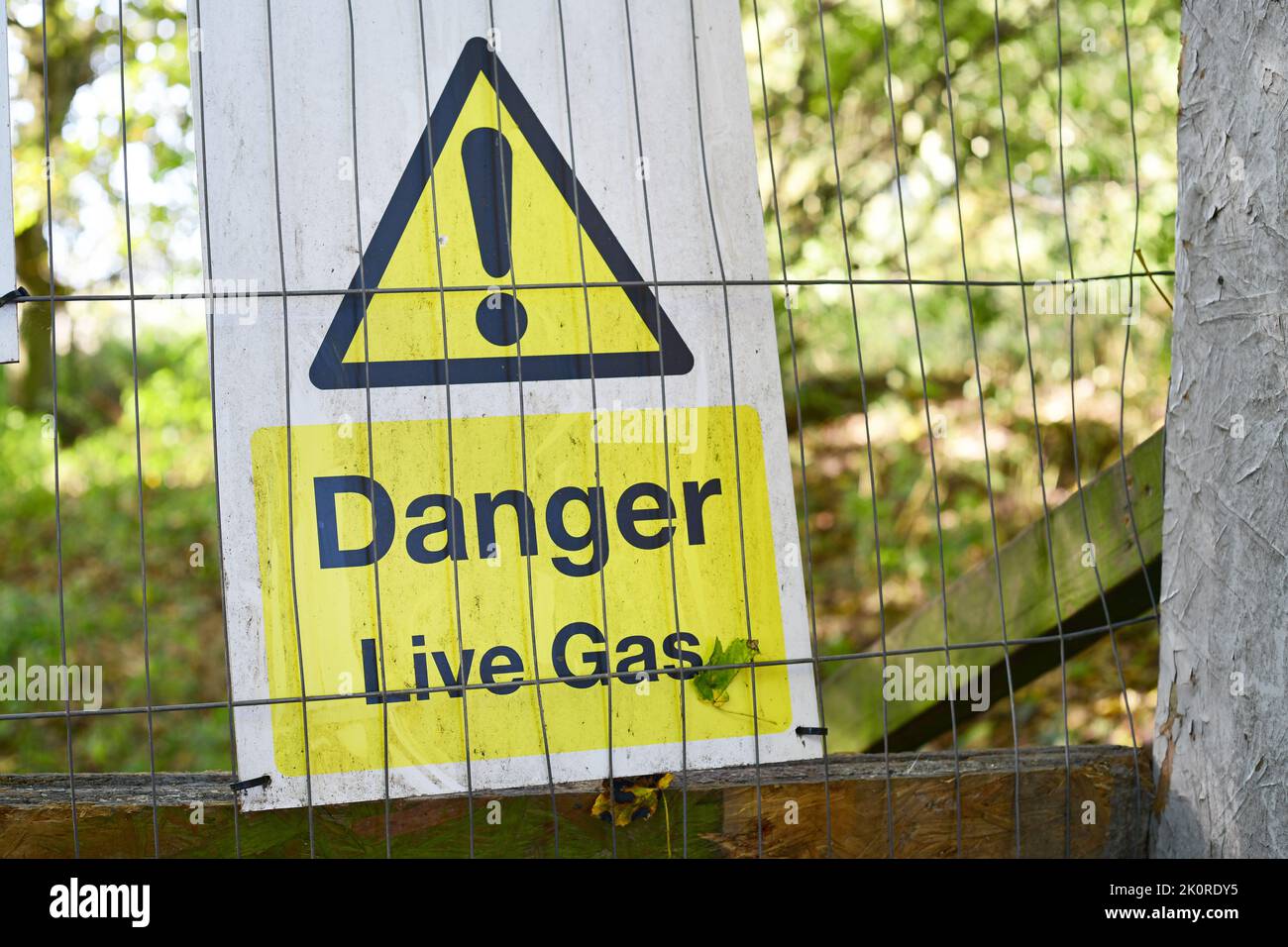 warning sign of live gas on construction site united kingdom Stock ...