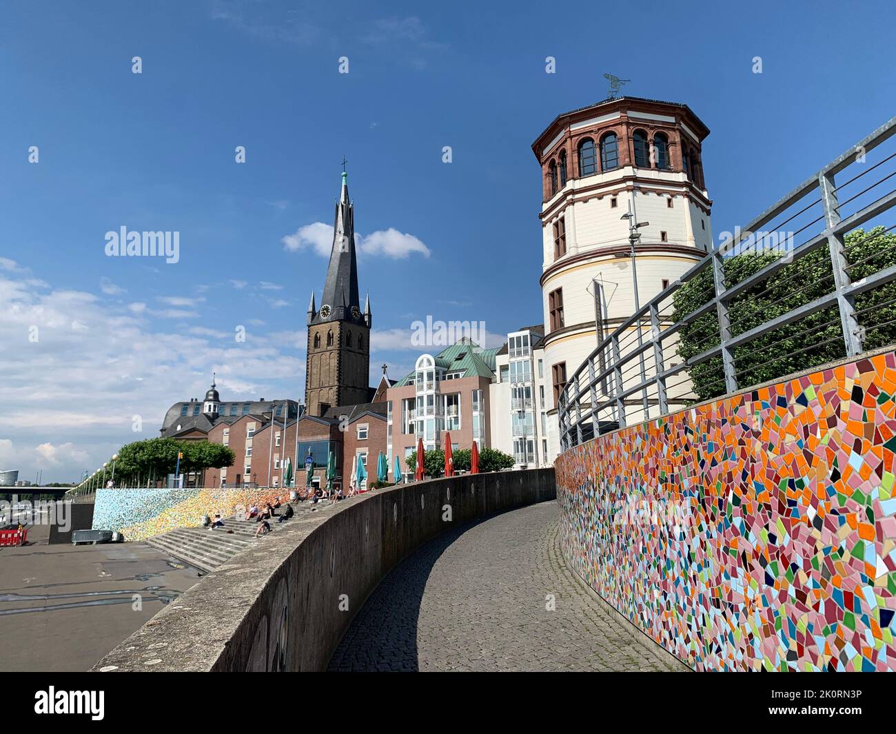 Mindful city life hi-res stock photography and images - Alamy