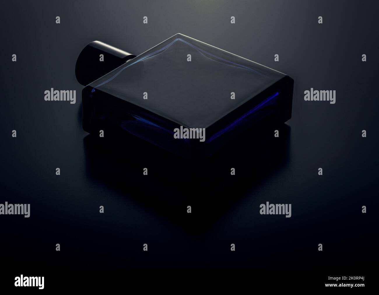 Kiss logo hi-res stock photography and images - Alamy