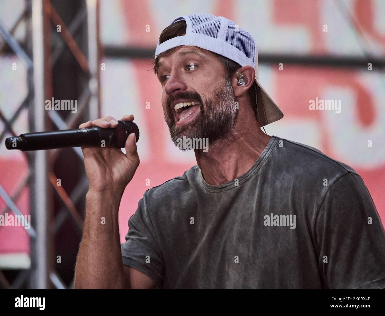 NEW YORK, NY, USA - AUGUST 05, 2022: Walker Hayes Performs on NBC's ...