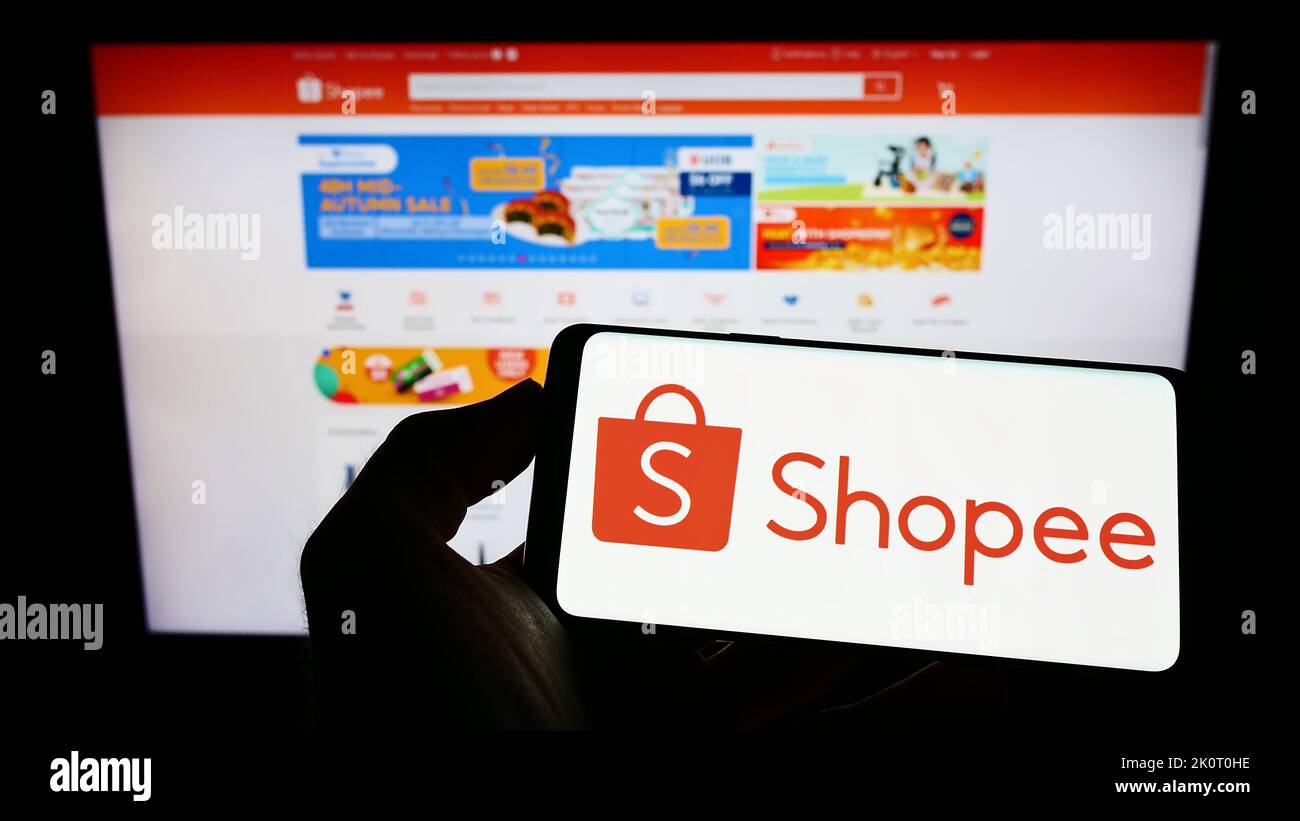 Shopee logo hi-res stock photography and images - Alamy