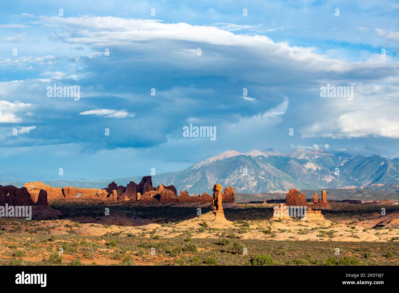 Entrada sandstone rock spires near Windows Section with Turret Arch ...