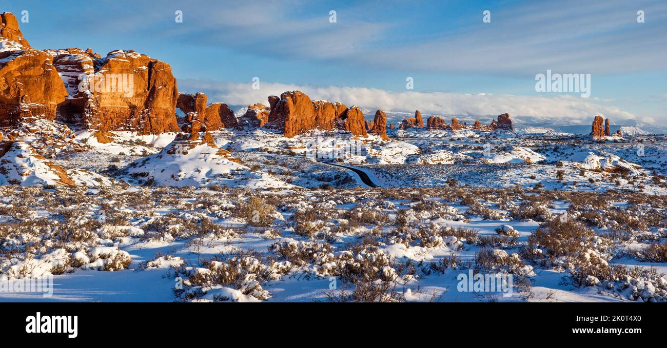 Elephant Butte with Double Arch, Parade of Elephants & Turret Arch in ...