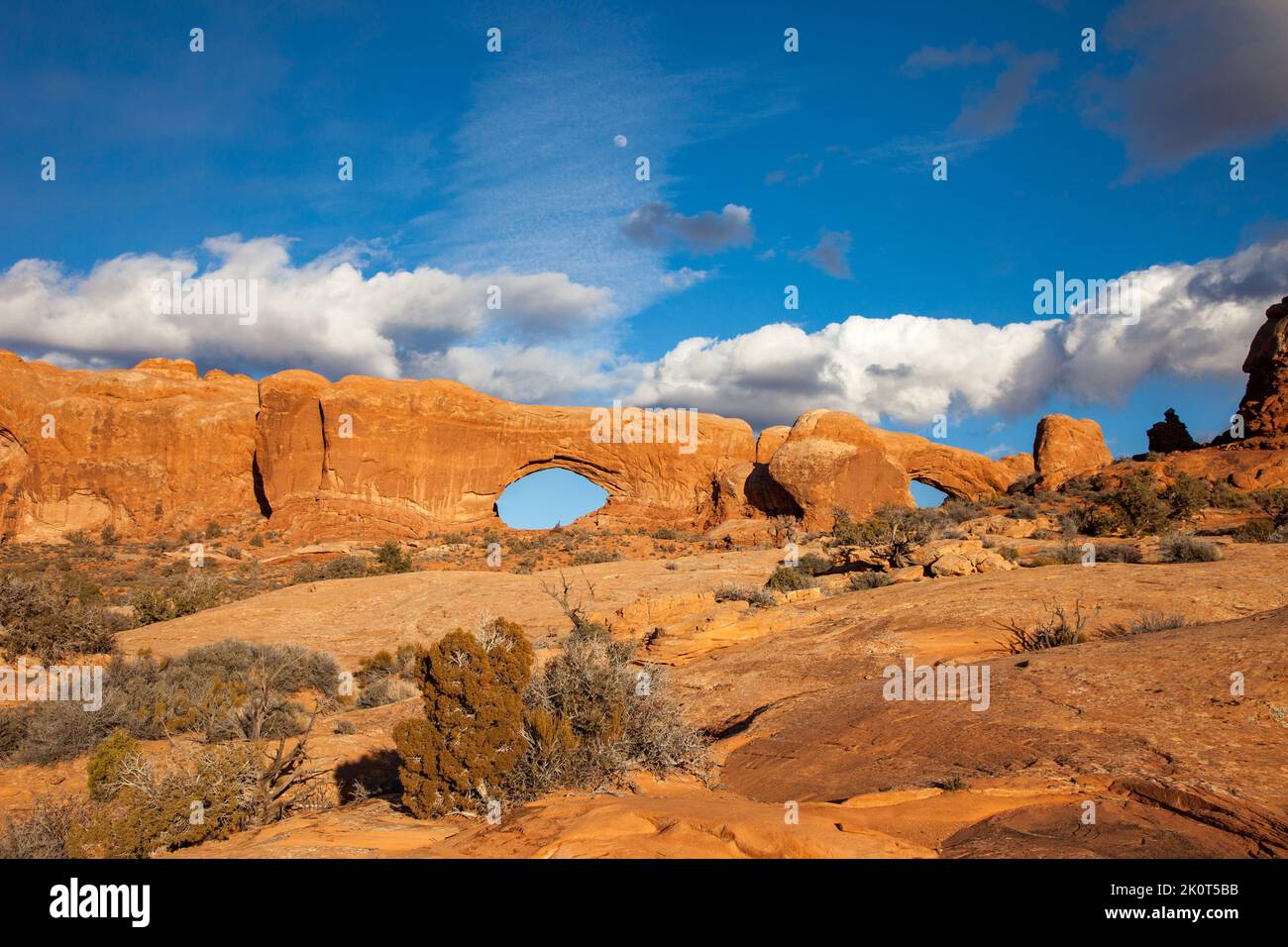 Moon above the North and South Windows, sandstone arches in the WIndows ...
