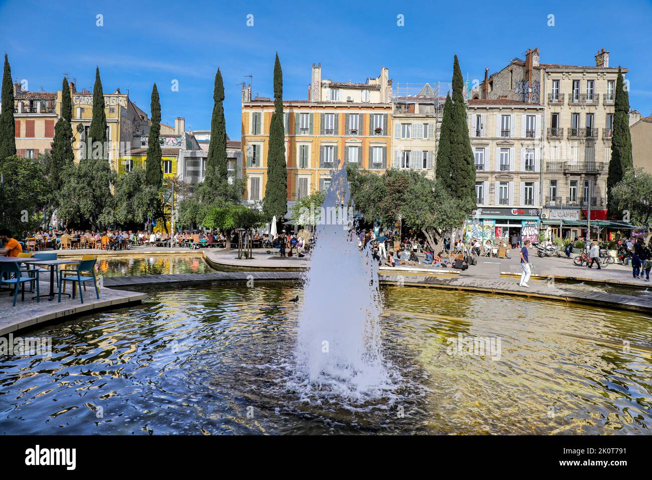 Downtown Marseille, France : Cours Julien Stock Photo - Alamy