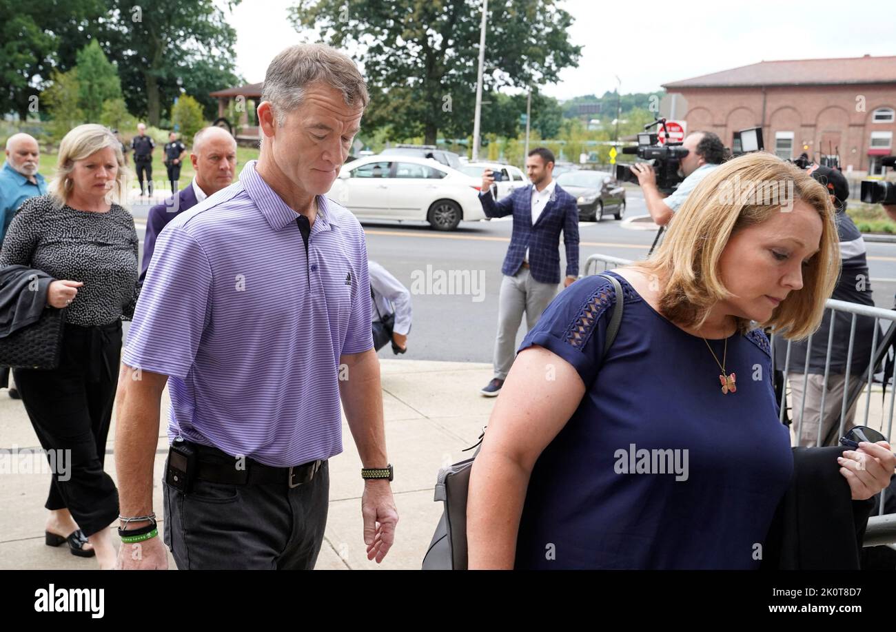 Nicole hockley sandy hook shooting hi-res stock photography and images ...