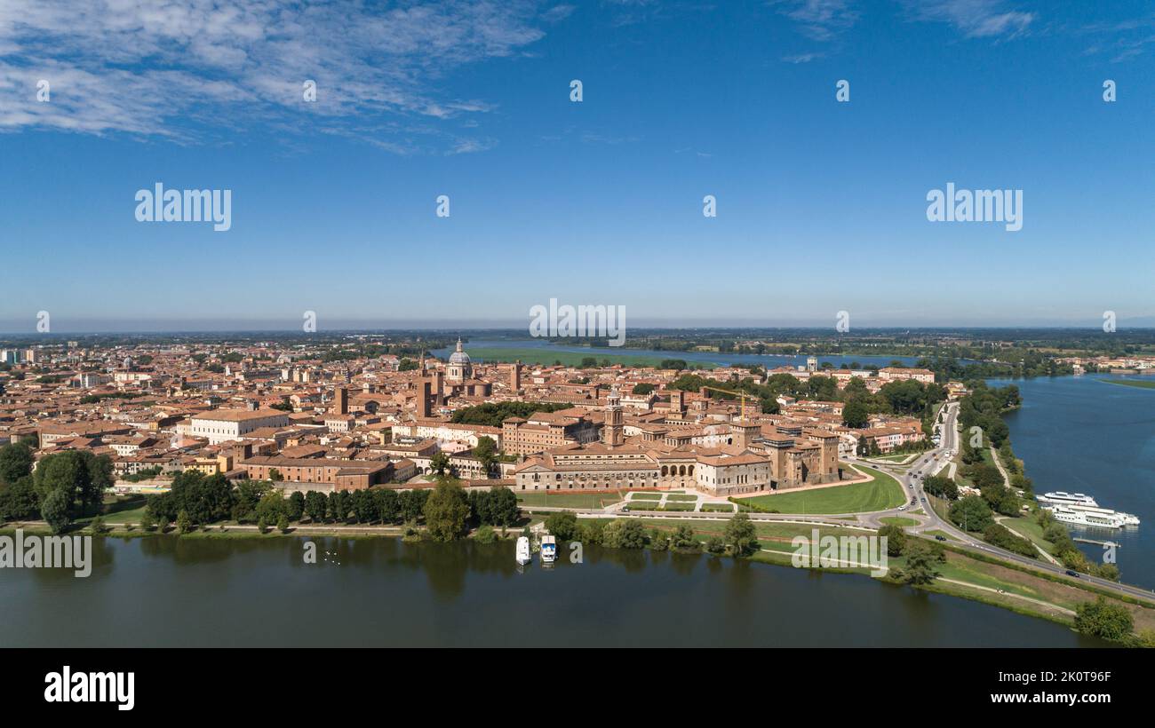 città di mantova italy panoramica Stock Photo - Alamy