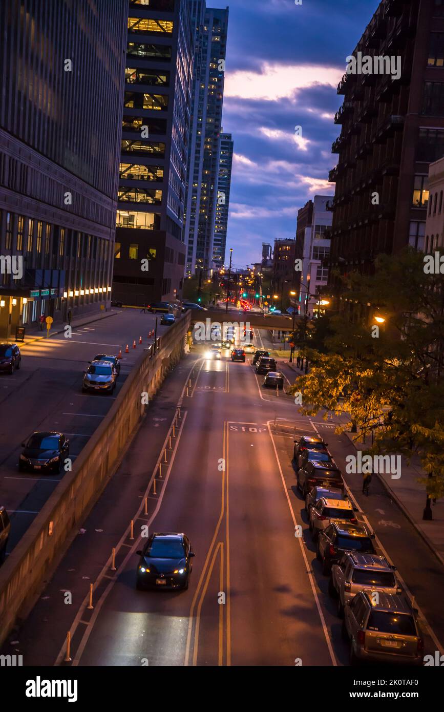 View of the iconic Downtown architecture from Merchandise Mart L-train ...