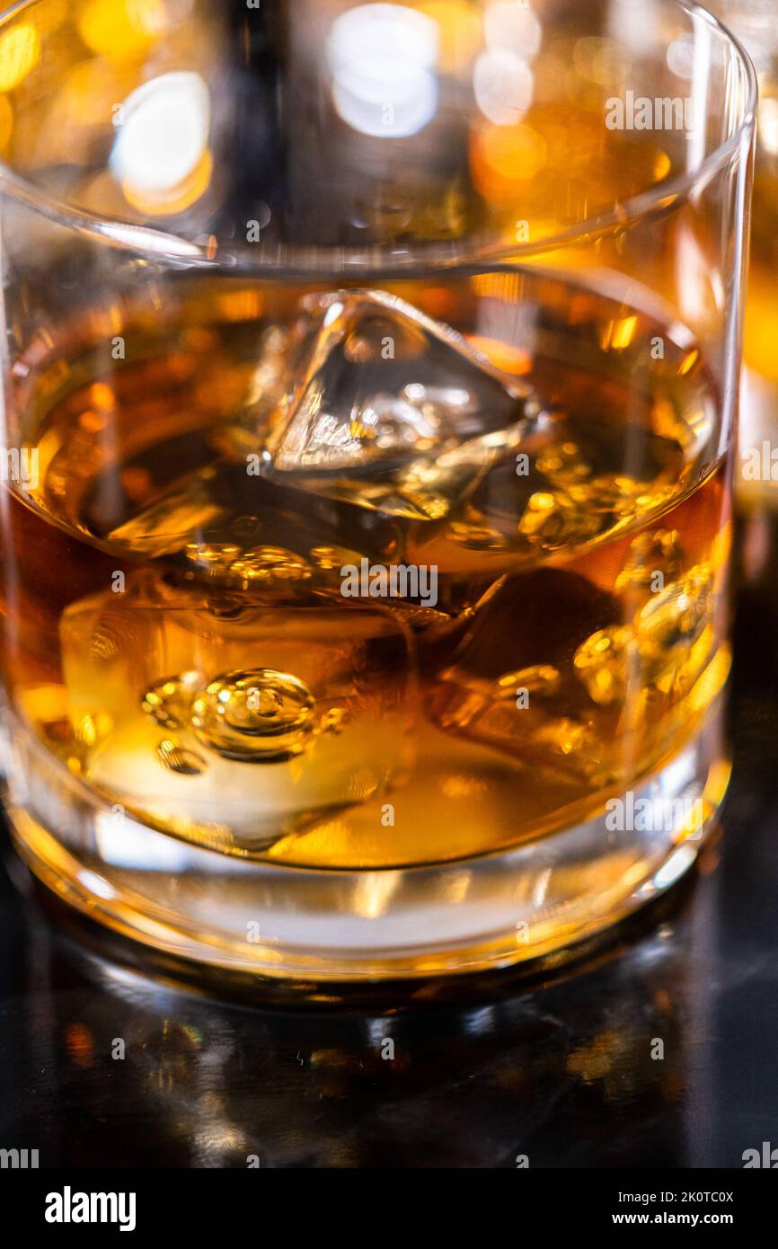 Scotch on the rocks Stock Photo - Alamy