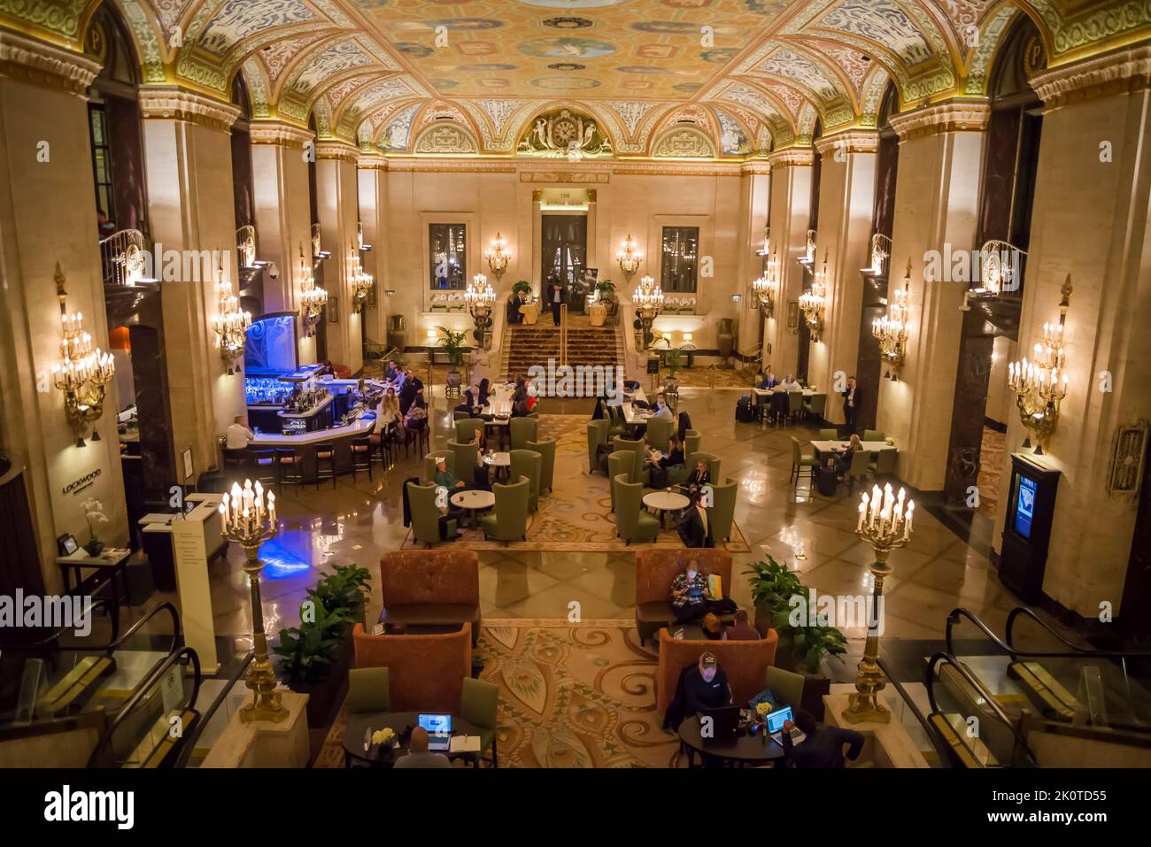 Lounge at the Palmer House - A Hilton Hotel, a historic hotel in the ...