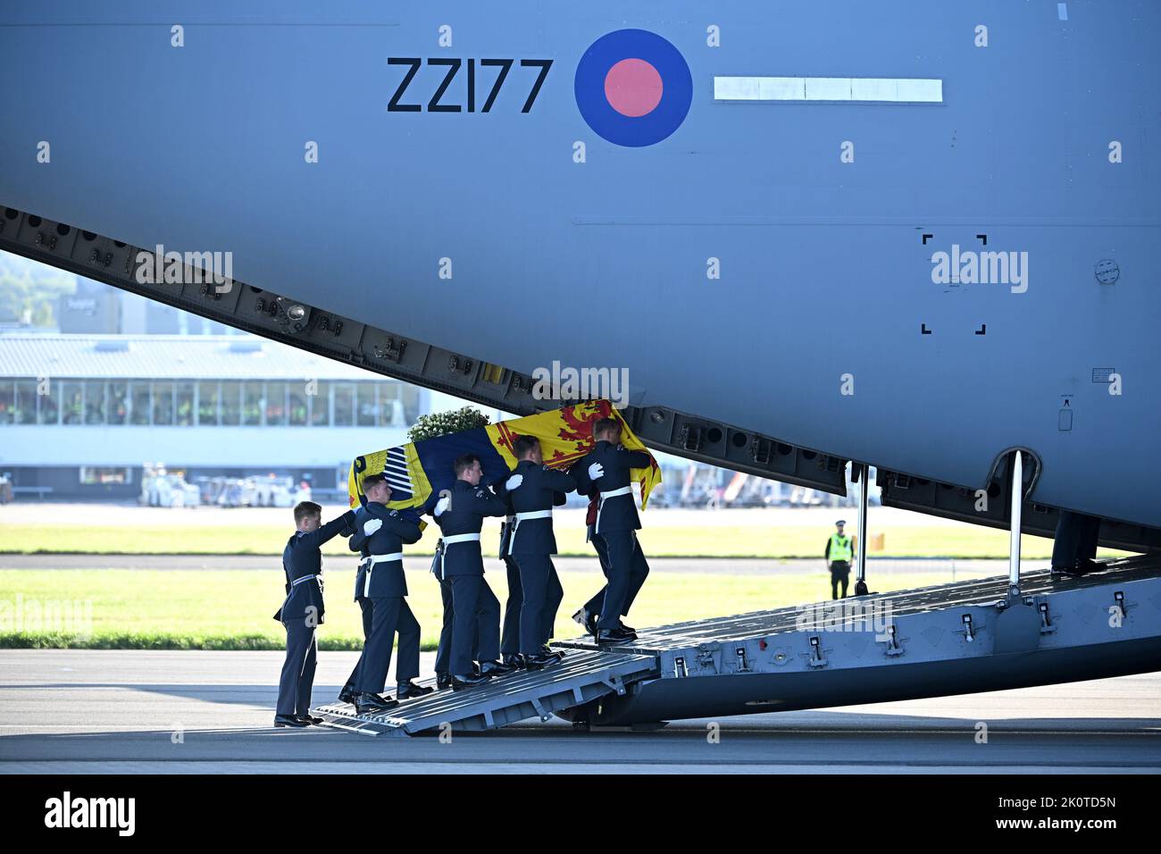 A bearer party from Queen's Colour Squadron of the Royal Air Force (RAF ...