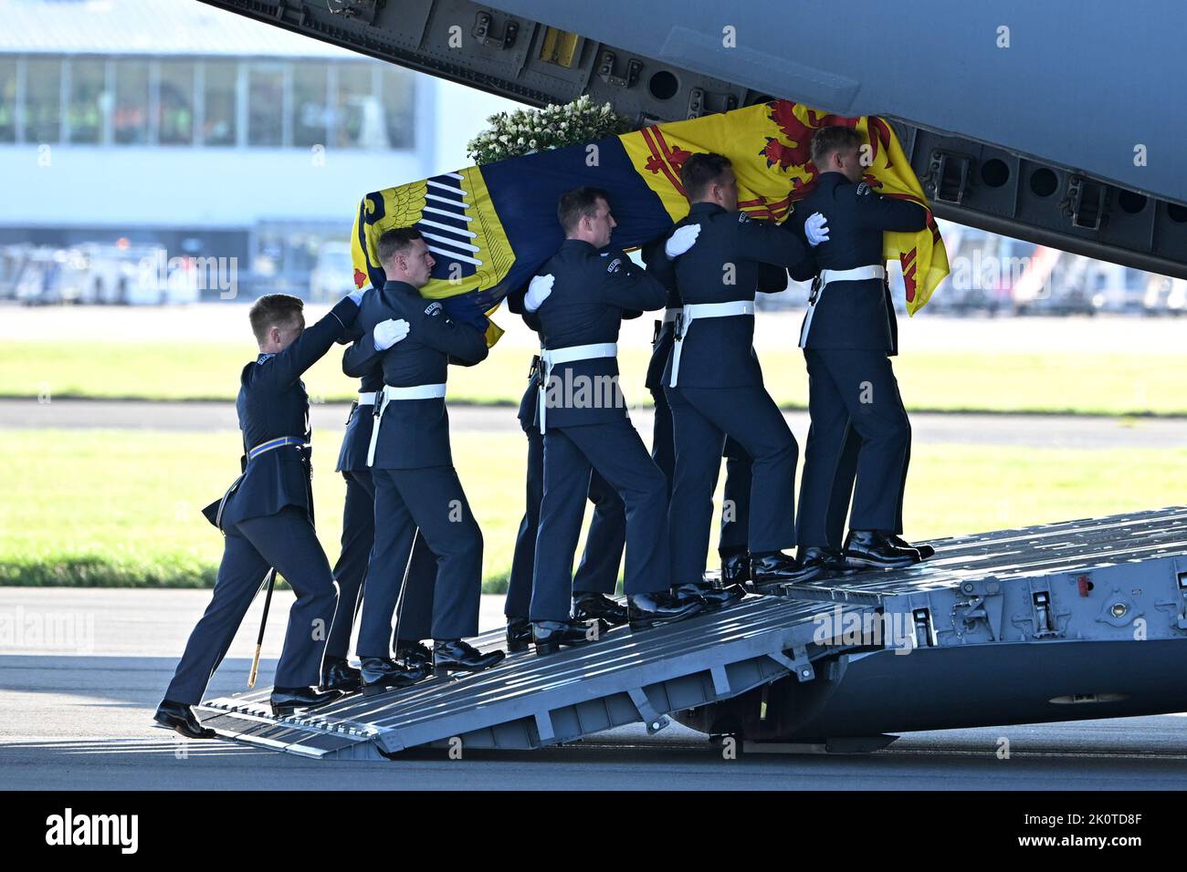 A bearer party from Queen's Colour Squadron of the Royal Air Force (RAF ...