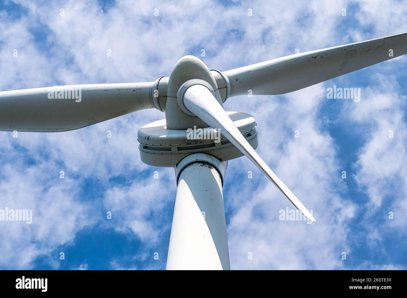 Known as the Toronto WindShare ExPlace turbine, the wind turbine in ...
