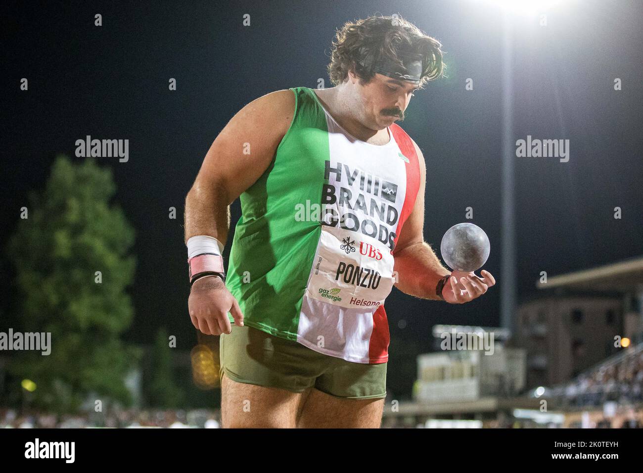 Nick ponzio hi-res stock photography and images - Alamy
