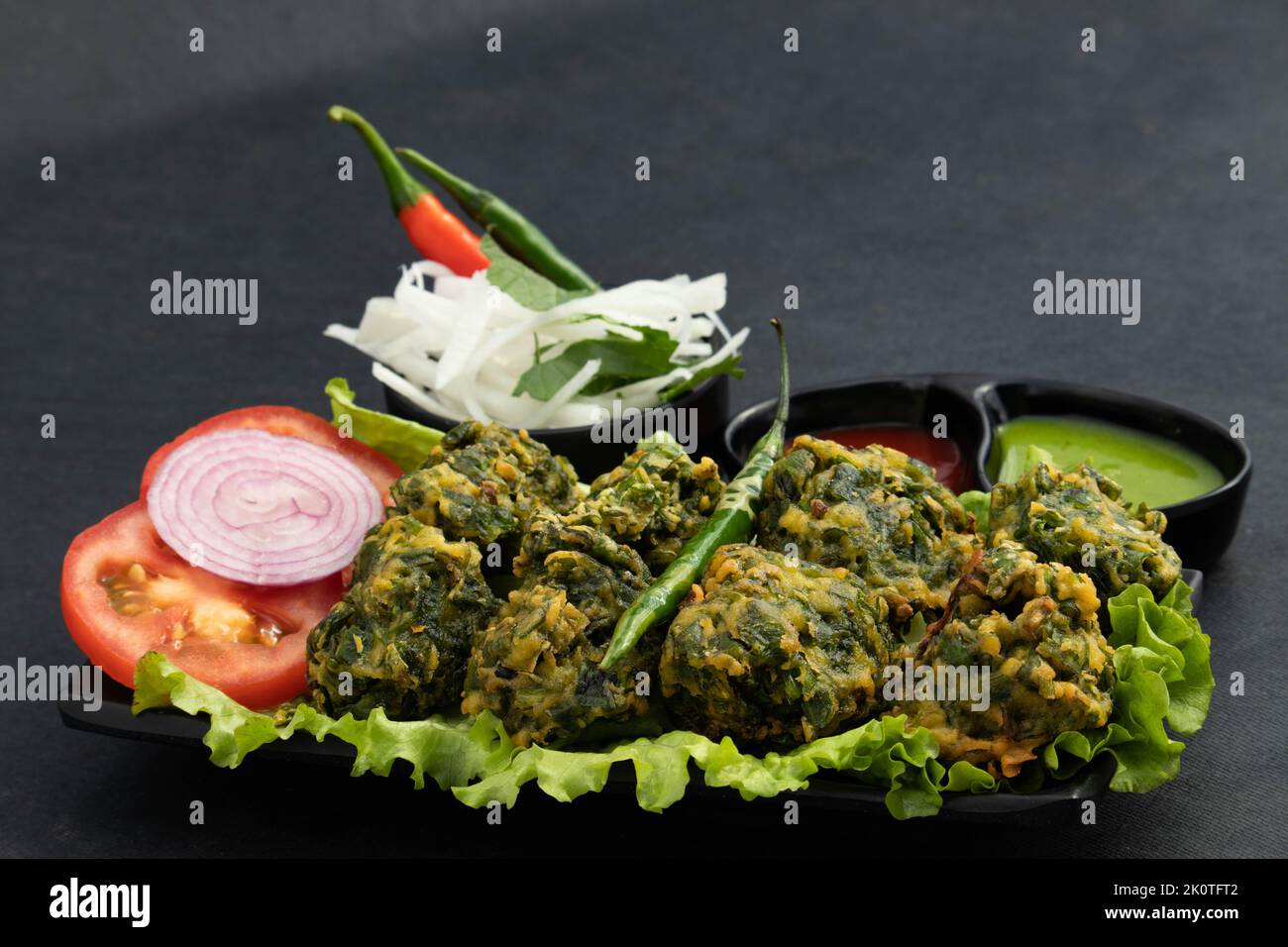 Indian Spinach Pakoda Also Called Palak Pakora, Pikora, Bhajiya, Pakodi ...