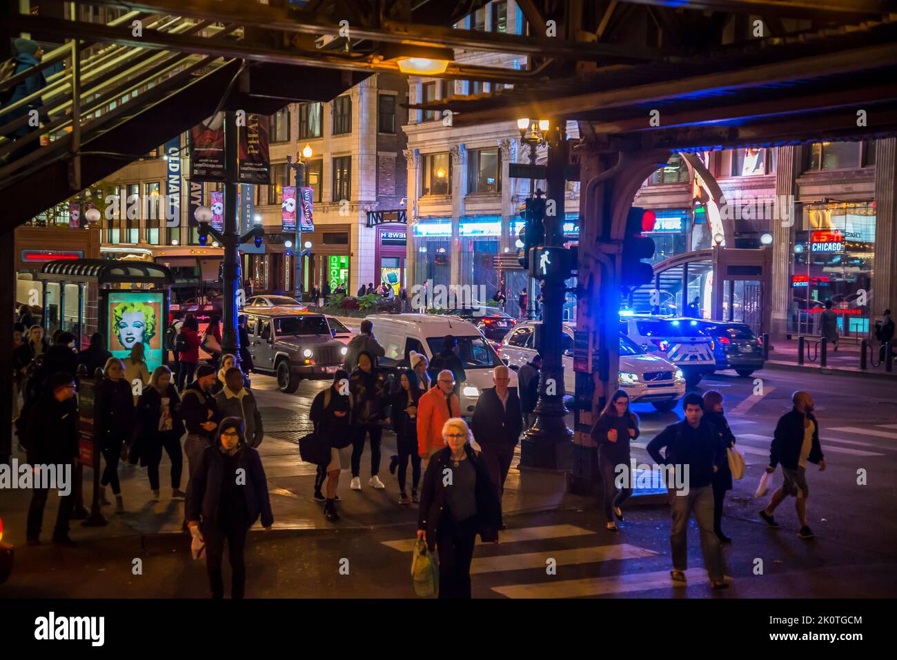 Busy crossing of State and Lake Streets, Chicago, Illinois, USA Stock ...