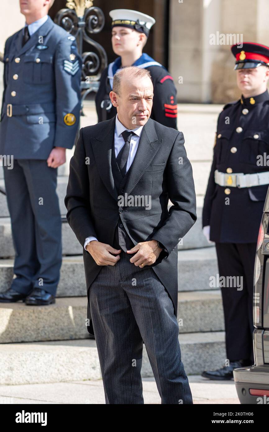 Queen annes flag hi-res stock photography and images - Alamy