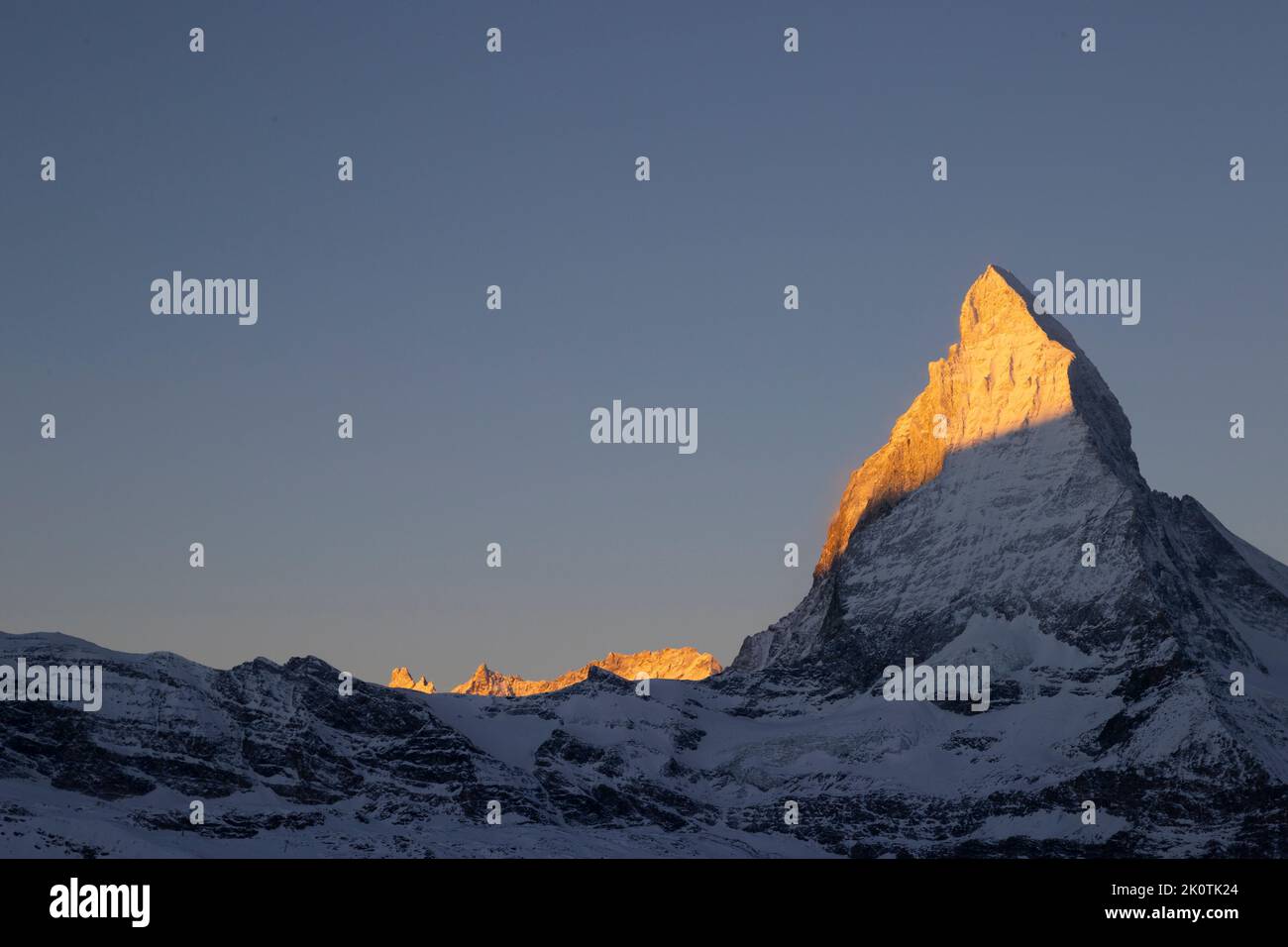 Panoramic view matterhorn peak hi-res stock photography and images - Alamy