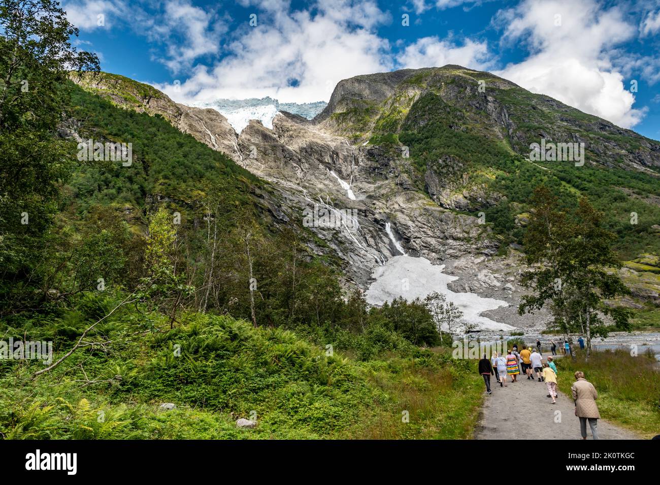 Topiary sheets hi-res stock photography and images - Alamy
