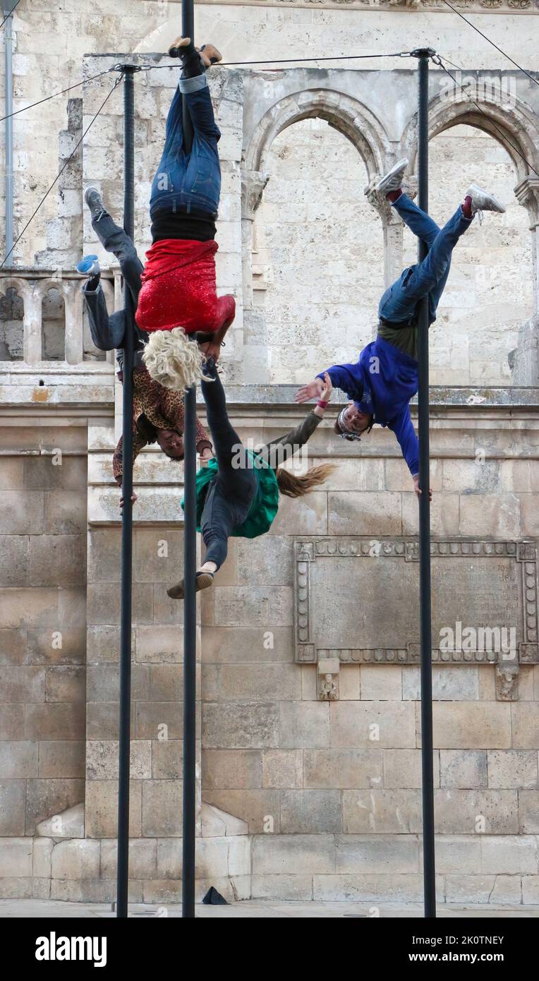 Three chinese poles hi-res stock photography and images - Alamy
