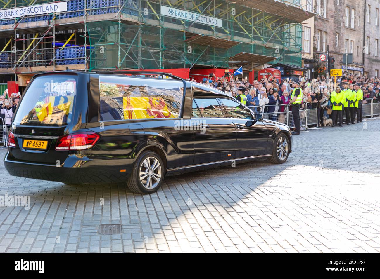 Edinburgh, Scotland, UK. 13th Sep, 2022. The Queen's hearse driving up ...