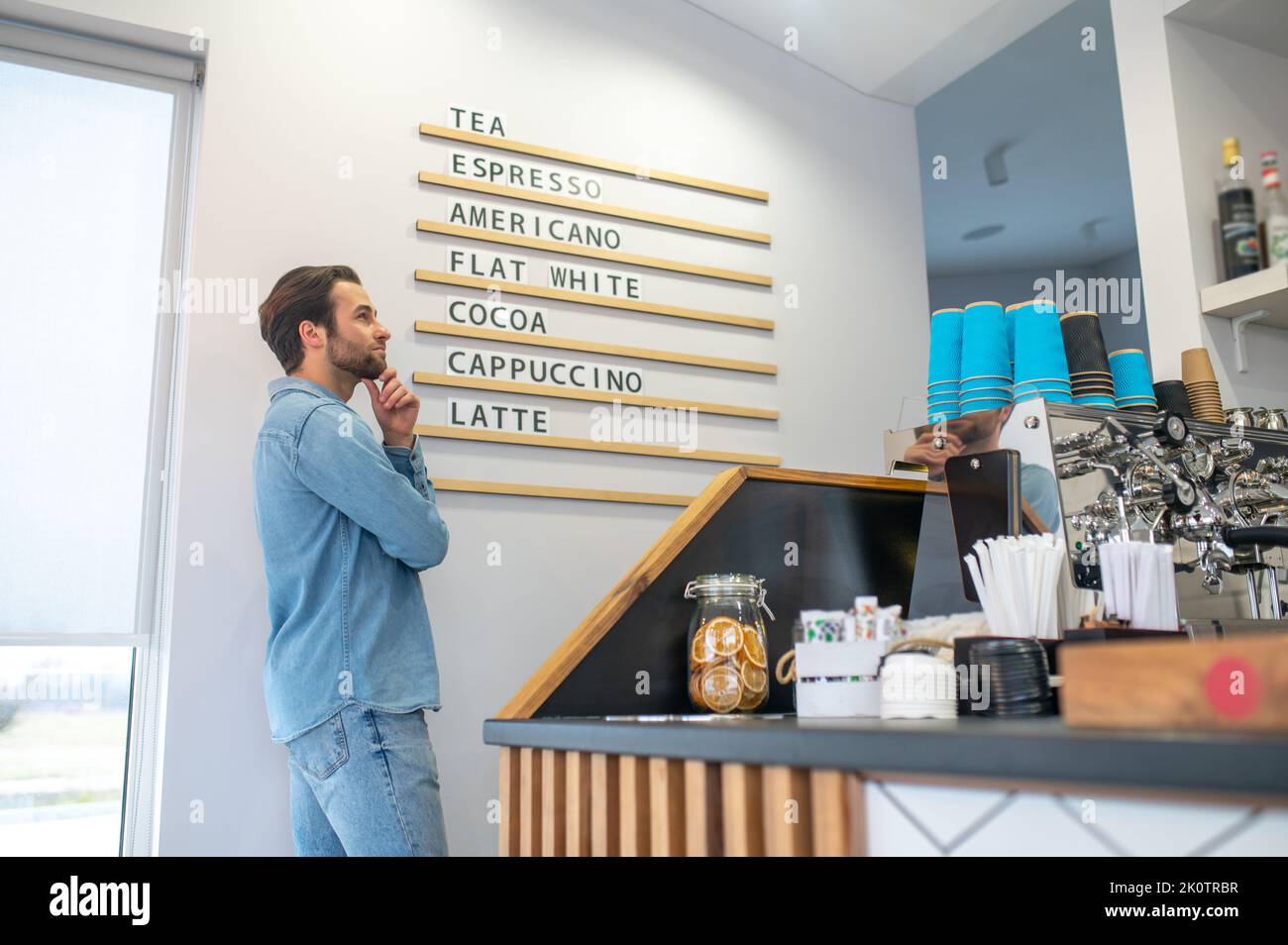 Small cafe idea hi-res stock photography and images - Alamy
