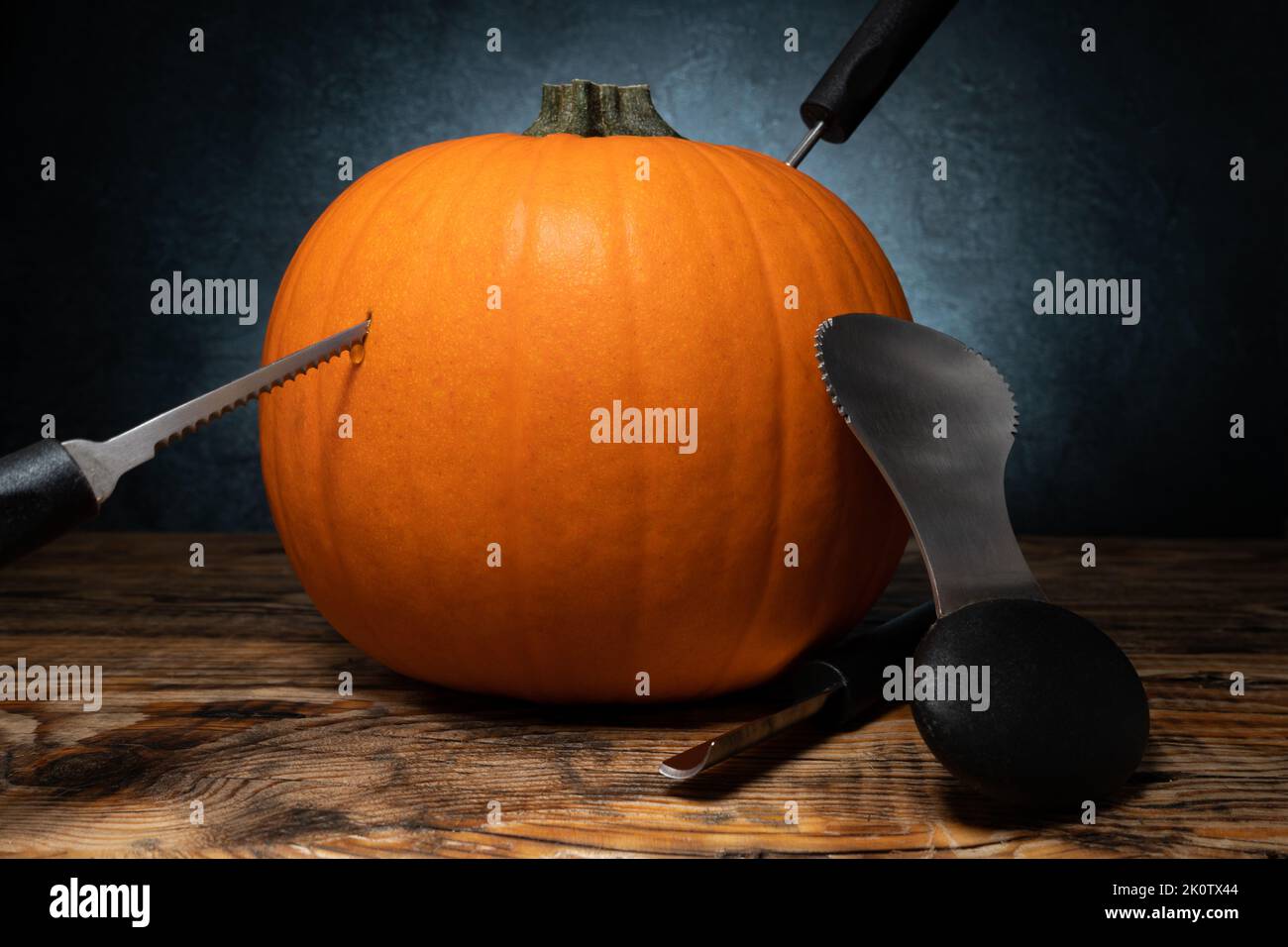Pumpkin head cut out hi-res stock photography and images - Alamy