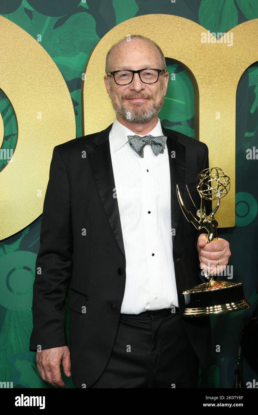 Mark Kamine attends the 2022 HBO Emmy's Party at San Vicente Bungalows ...