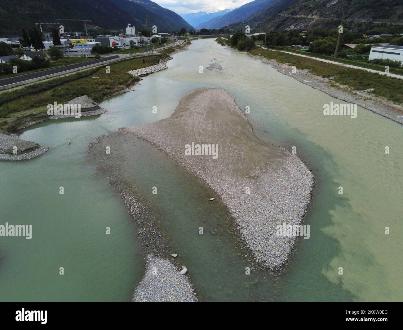 Die renaturierte Mündung der Vispa in die Rhone bei Visp Stock Photo ...