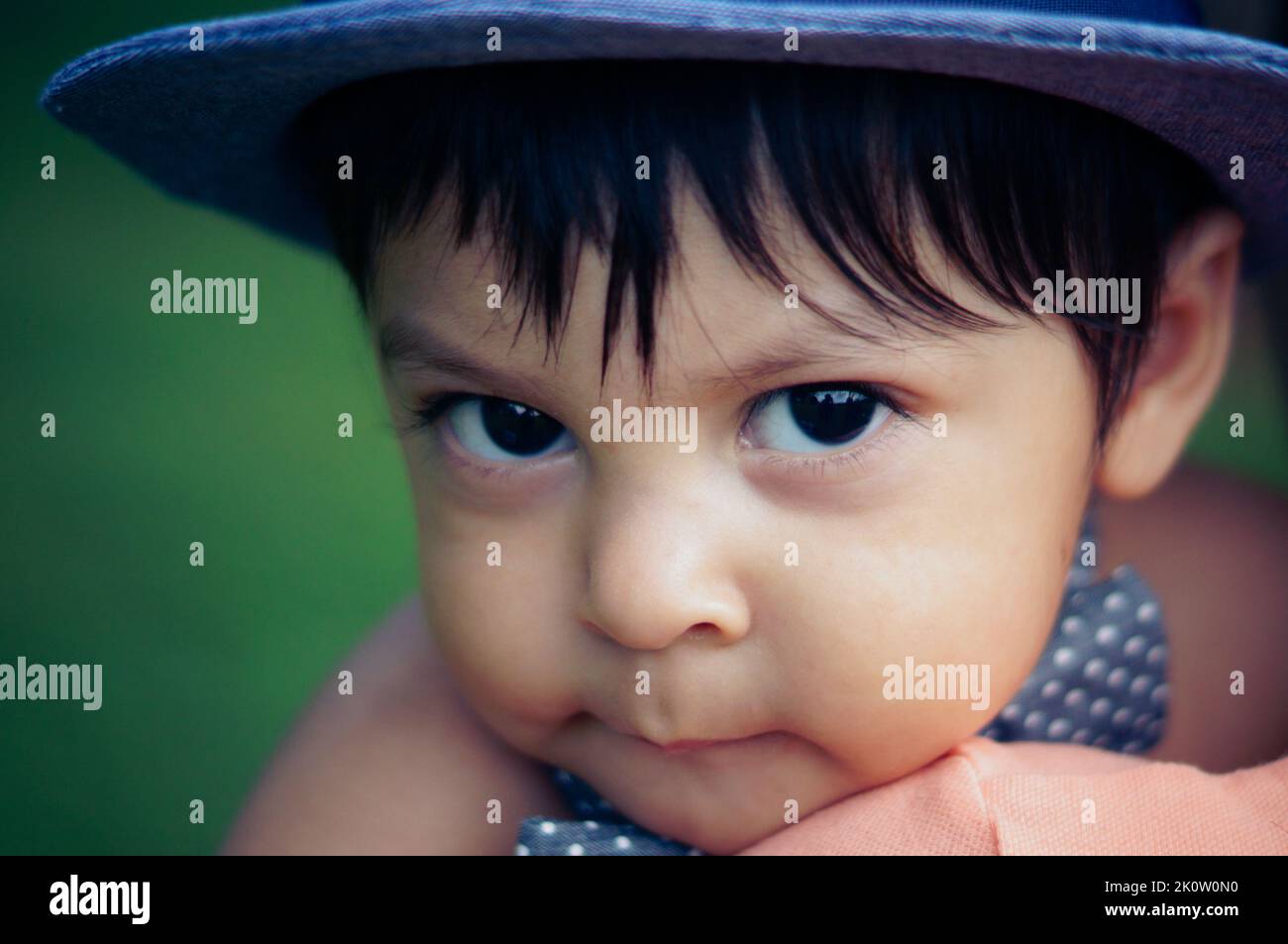 Cute latino boy hi-res stock photography and images - Alamy