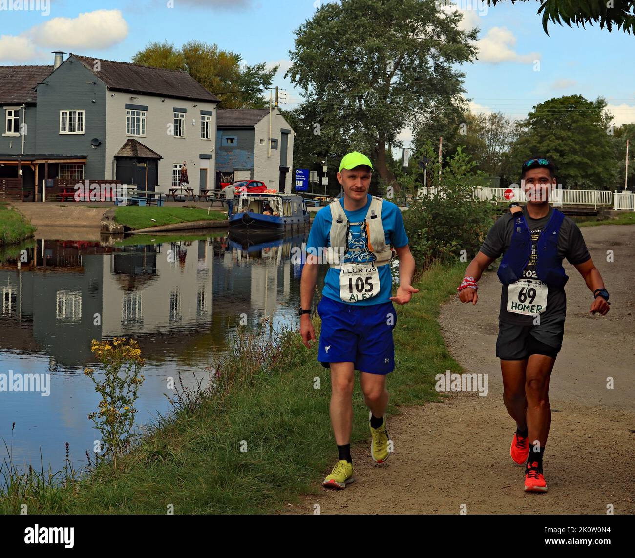 Racing along the towpath hi-res stock photography and images - Alamy