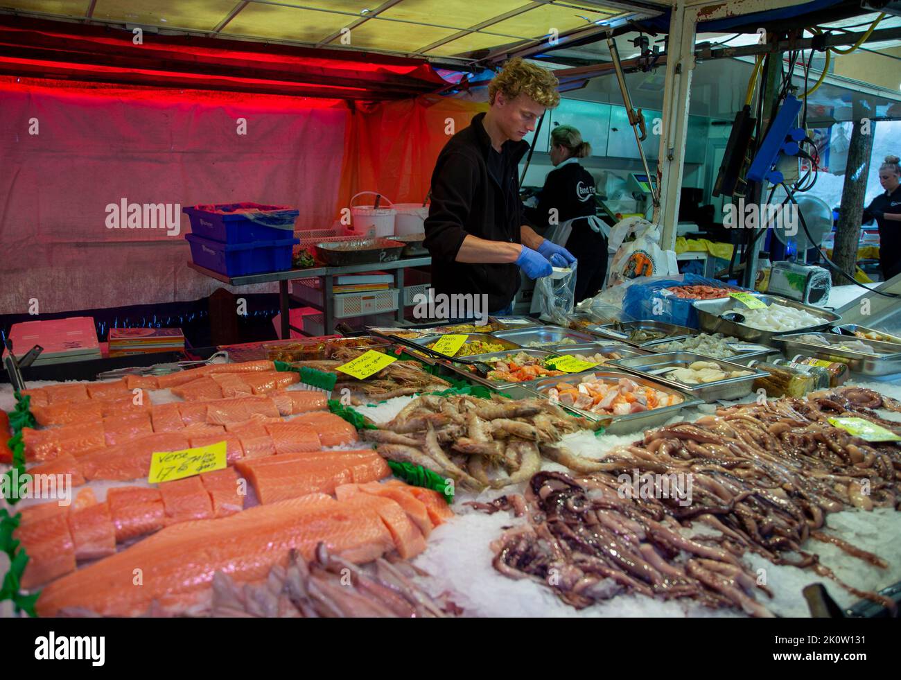 Fish for sale at an Amsterdam outdoor market Stock Photo - Alamy
