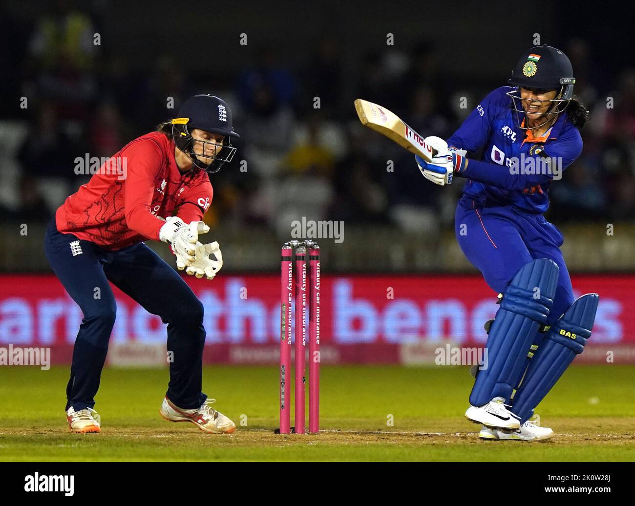 Indias smriti mandhana batting hi-res stock photography and images - Alamy