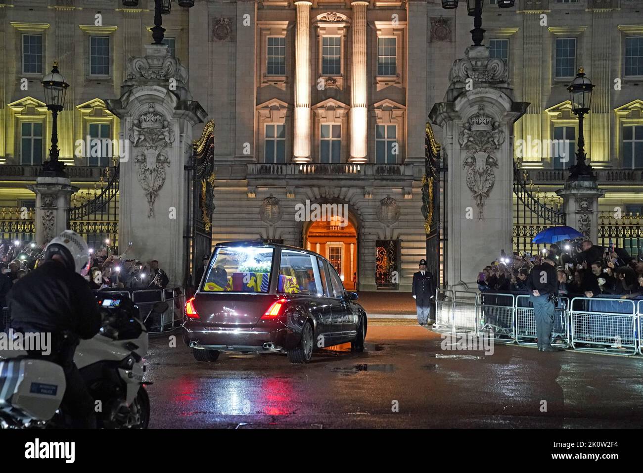 Marriage Hearse London _ A Summary and Analysis of William Blake’s ...