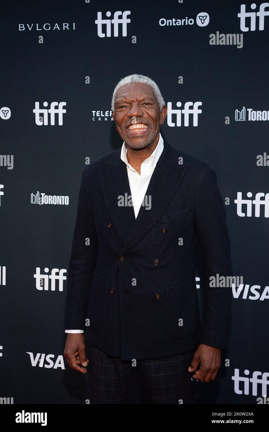 Vondie Curtis-Hall attends the "Raymond & Ray" Premiere during the 2022 ...